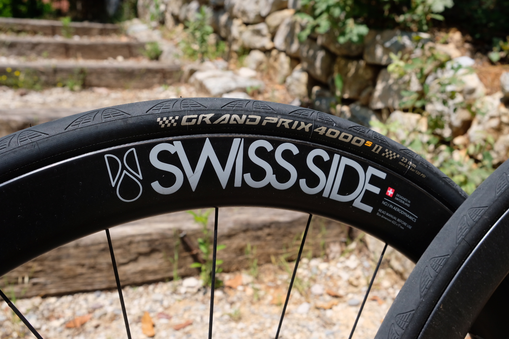 Swiss Side Hadron Classic 485 Disc | Trimax Magazine